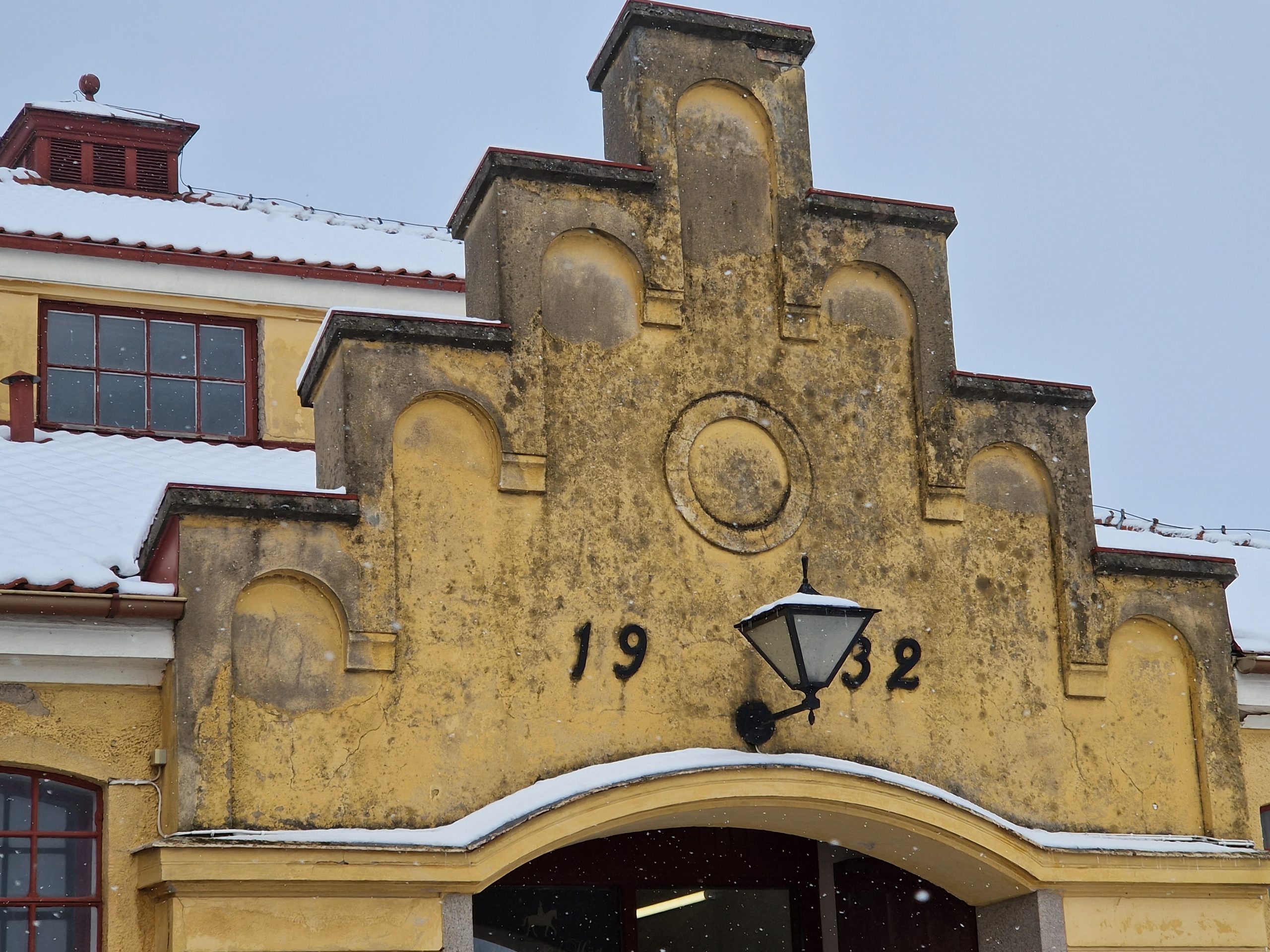 Del 1. Flyinge - Anor och hästhistoria satt i långsamt förfall